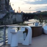 Paris: Gourmet Dinner Cruise on Seine River with Live Music - Setting the Stage: The Experience Begins