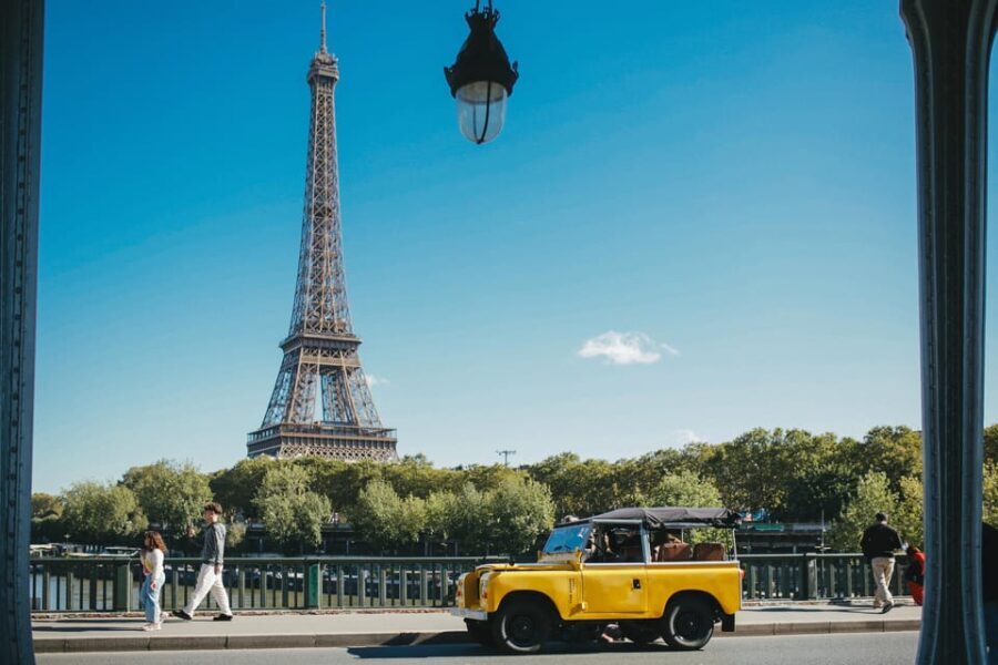 Paris: Guided Tour in a Vintage Land Rover - The Route and Highlights
