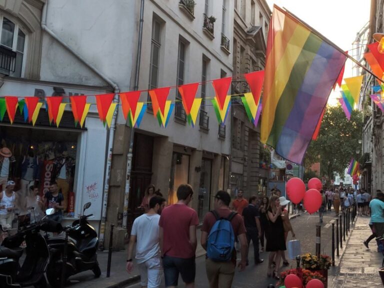 Paris: Guided tour of Le Marais, Paris's Gay Neighborhood - Who Will Appreciate This Tour?
