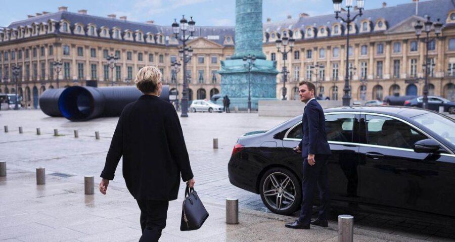 Paris Half-Day City Tour with a Private Driver - The Itinerary Breakdown