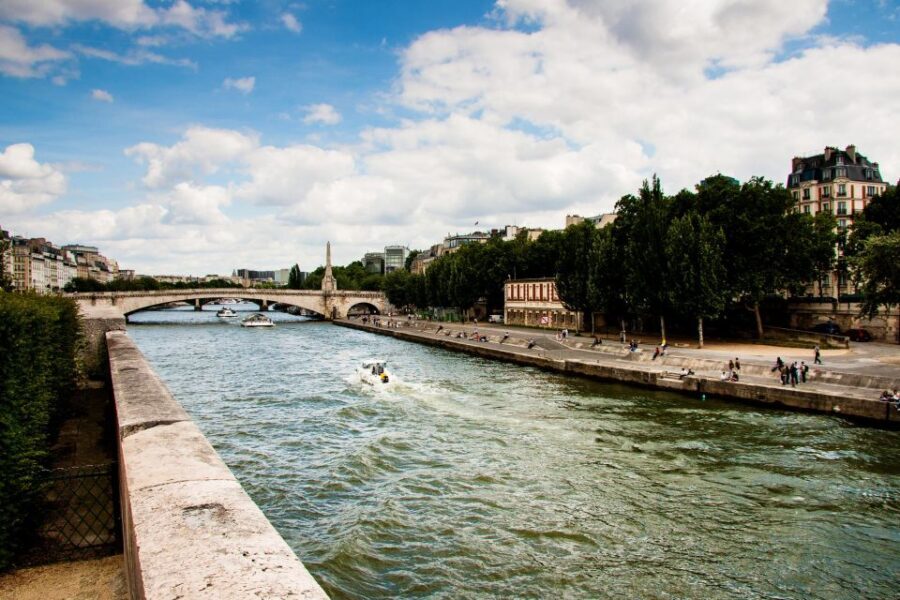 Paris Latin Quarter 2-Hour Private Walking Tour - What the Reviews Say