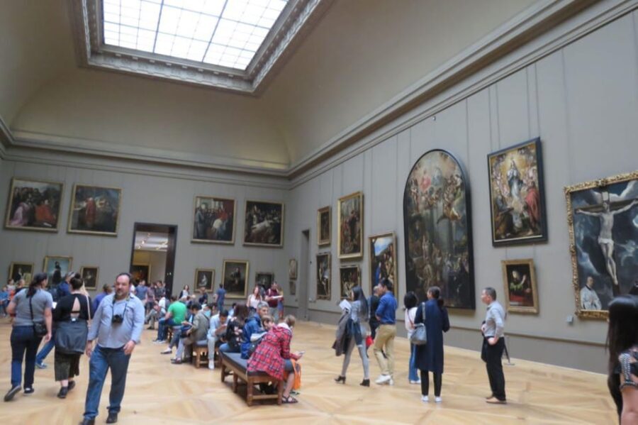 Paris: Louvre Museum Ticket with Masterpieces Audio Guide - Exploring the Louvre at Your Own Pace