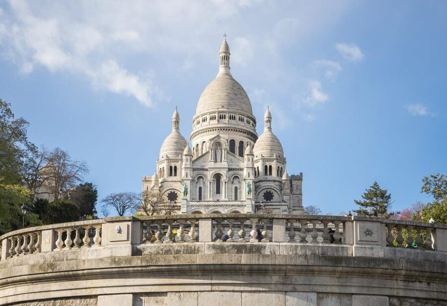 Paris: Montmartre Guided Walking Tour and Seine River Cruise - Who Should Consider This Tour?