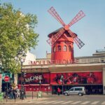 PARIS: Moulin Rouge and Montmartre walking tour SEMI-PRIVATE - Exploring Montmartre’s Artistic Heritage