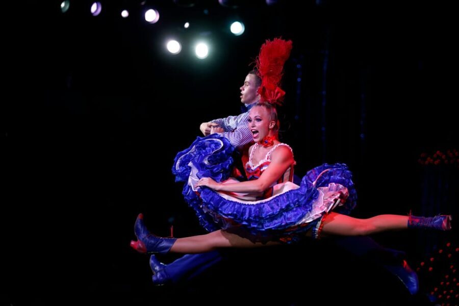 Paris: Moulin Rouge Dinner Show, Champagne, and Transport - The Dinner: A Gourmet French Feast