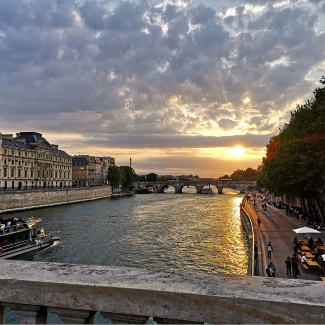 Paris: Night Small-Group Bike Tour and Boat Cruise - FAQ
