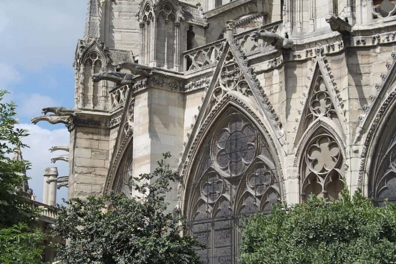 Paris: Notre Dame Exterior Private Guided Tour - A Closer Look at the Experience