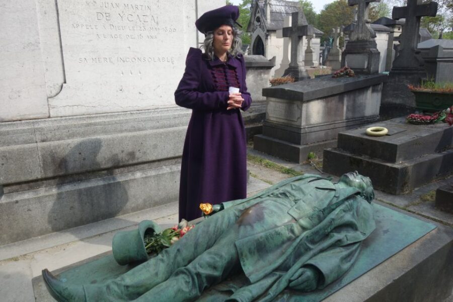 Paris: Père Lachaise Cemetery Guided by the Great Sibylle - The Itinerary: What You’ll See and Experience