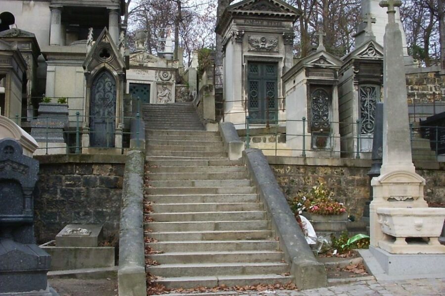 Paris: Père Lachaise Cemetery Walking Tour - The Detailed Itinerary: What to Expect