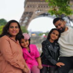 Paris : Photoshoot near the Eiffel Tower with @ islembiz - The Experience: What You Can Expect