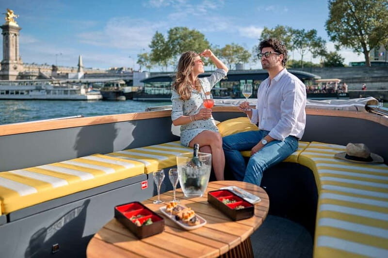 Paris : Prestige cruises on the Seine - Practical Details