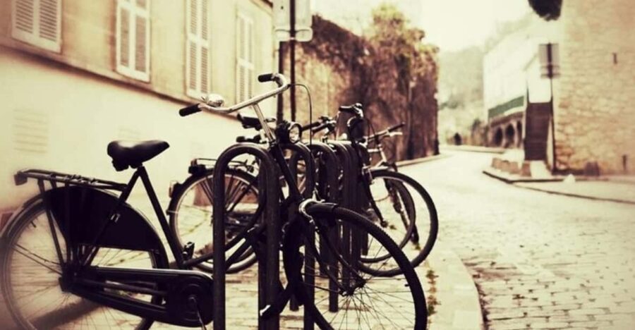 Paris : Private Bike Tour With A Guide - The Experience Itself: What to Expect