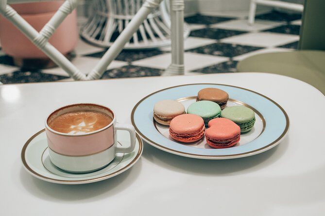 Paris Private Food Tour with your Friendly Local Guides - The Itinerary: A Taste of Paris from the Eiffel Tower to Le Marais
