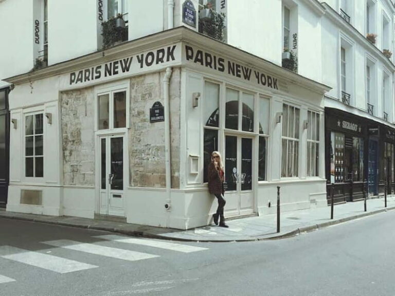Paris: Private Marais District Photoshoot Plus 1 Polaroid - Why This Tour Stands Out