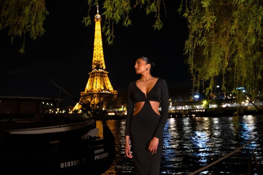Paris: Private Photoshoot near any chosen Landmark - How the Experience Unfolds