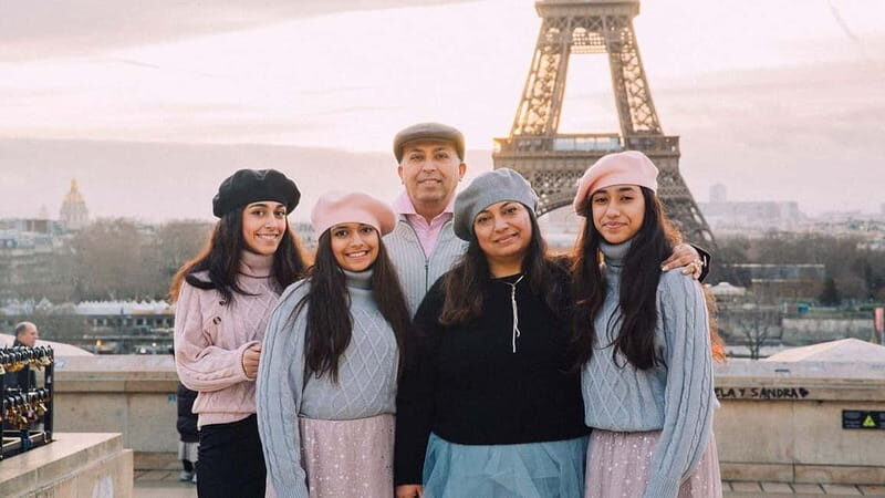 Paris: Professional Photographer - Who Will Love This Experience?