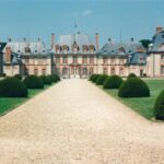 Paris: Puss in Boots Castle Château de Breteuil Private Tour - Who Should Consider This Tour?