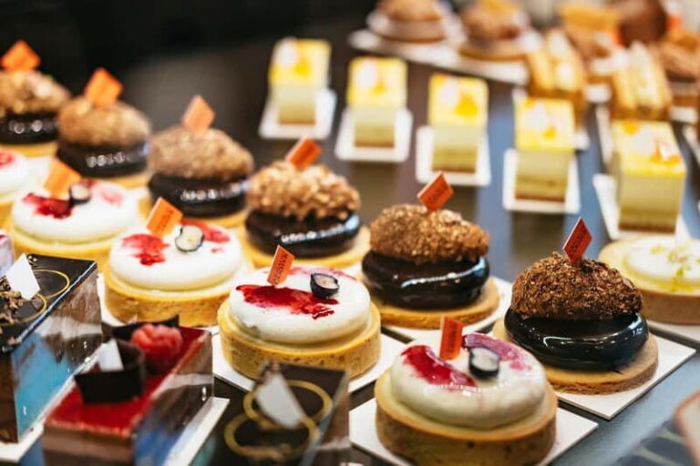 Paris: Saint Germain des Prés Guided Foodie Walking Tour - A Walk Through Saint Germain des Prés: What You Can Expect