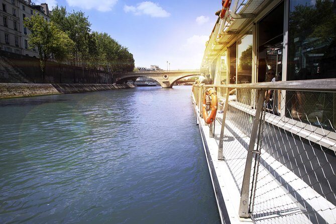 Paris Seine River Sightseeing Cruise with Commentary by Bateaux Parisiens - What to Expect on Your Seine River Cruise