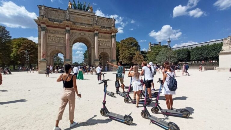 Paris: Small-Group E-Scooter Tour with a Local Guide - Key Points