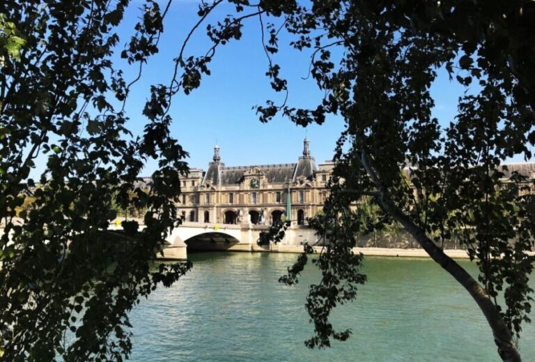 Paris: The Da Vinci Code Walking Tour with a Local Guide - The Experience: Walking the Path of "The Da Vinci Code" in Paris