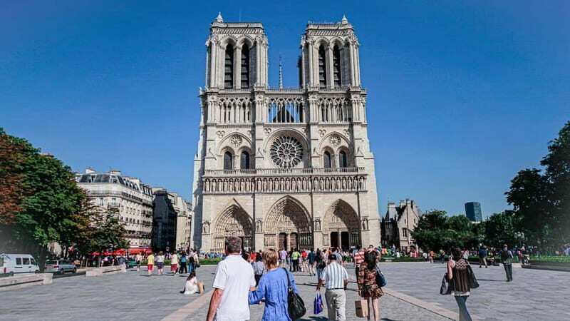 Paris: The Notre-Dame Photowalk Experience - The Photography Experience