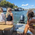 Paris: VIP private cruise on the Seine with champagne and macaroons - Practical Tips for Booking and Enjoying
