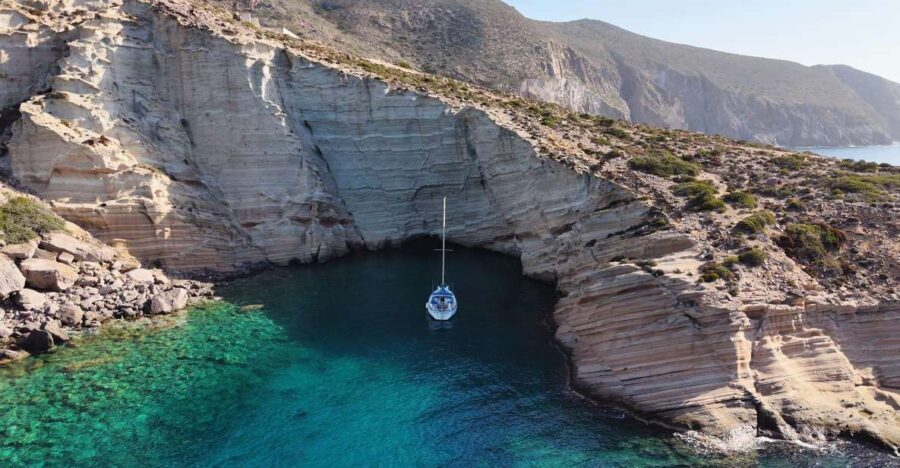 Paros Antiparos: Full-Day Boat Tour with Lunch & Drinks - Exploring the Caves and Cliffs