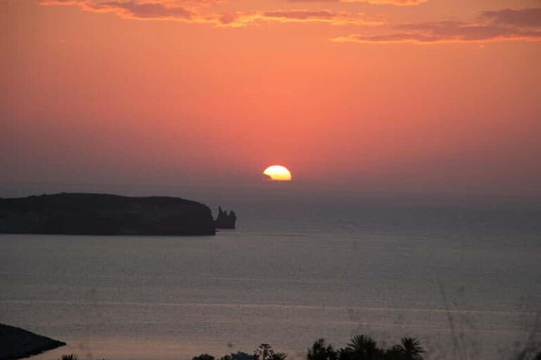 Paros: Sunset Boat Trip with Soft Drinks and Local Wine - Who’s It Best For?