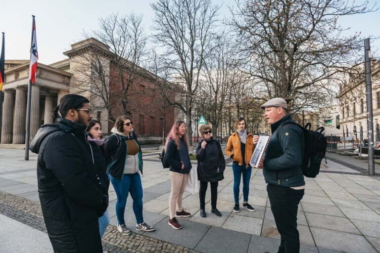 Path of Resistance: Berlins Hidden Holocaust Stories - Key Points