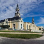 Pau: Express Walk with a Local - How the Itinerary Unfolds