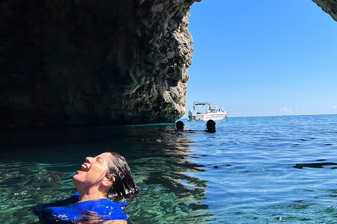 Pelion Boat Trip to "Poseidon's Caves" - An In-Depth Look at the Experience