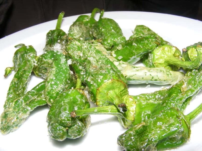 Personalised Traditional Madrid Night Tapas and Drinks Tour - Authenticity and Guide Quality