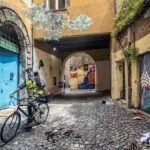 Photo Tour: Craft shops and hidden corners around Campo de Fiori - Why This Tour Stands Out