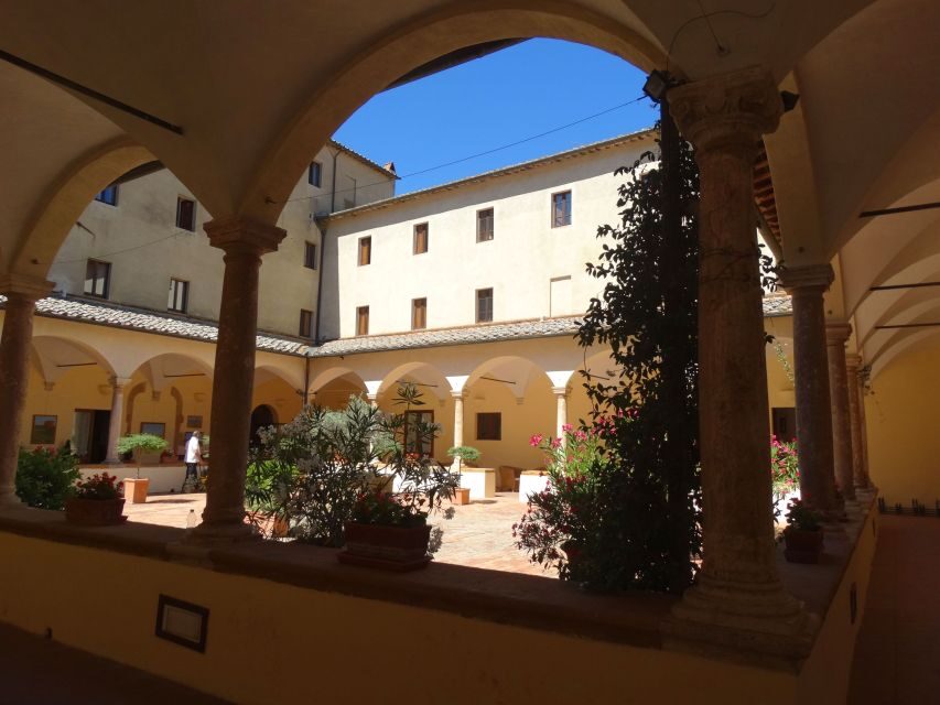 Pienza: Private Walking Tour in the Heart of Tuscany - Discovering the Best of Pienza’s Architecture and Gardens