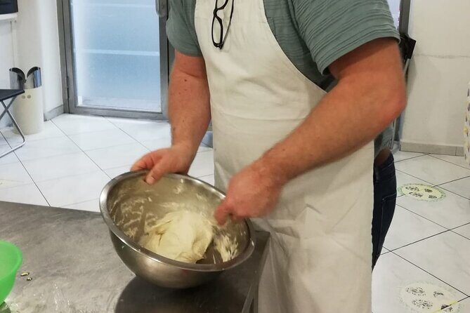 Pizza course in Catania with Show Cooking Cannolo - Final Thoughts: Who Should Book This Experience?