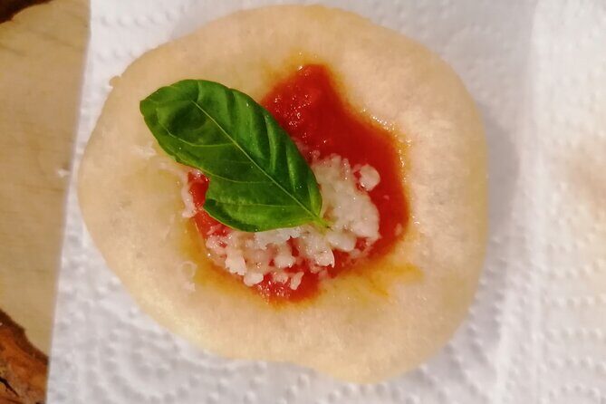 Pizza e Tiramisù class with local mum in Positano - The Sum Up