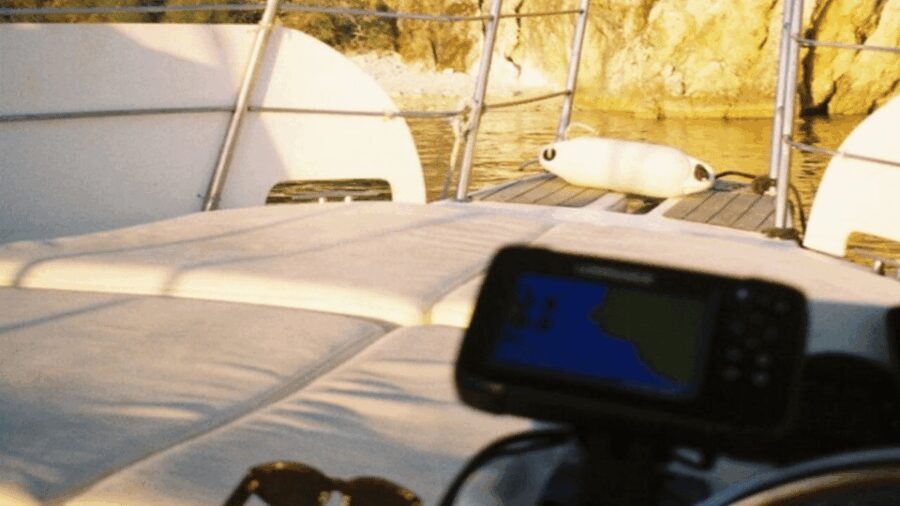 Plavnik Island: A public half day boat tour - Who is this tour best suited for?