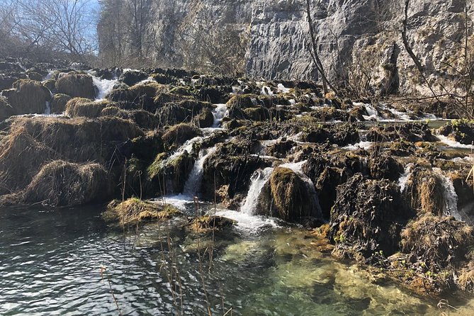 Plitvice lakes private round trip transfer (including waiting time) - Key Points