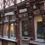 Ploërmel in the Golden Century - FAQ about "Ploërmel in the Golden Century"