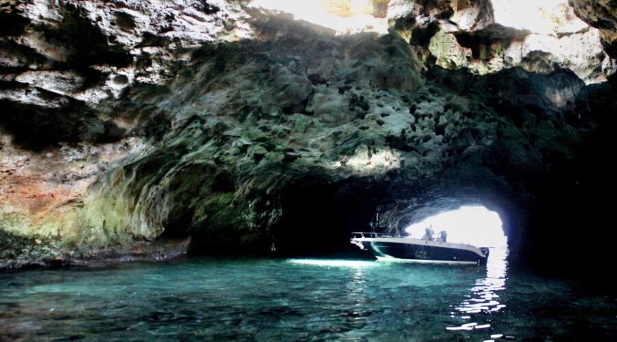 Polignano a Mare: Boat Trip, Swim & Cave with Aperitif - The Itinerary in Detail