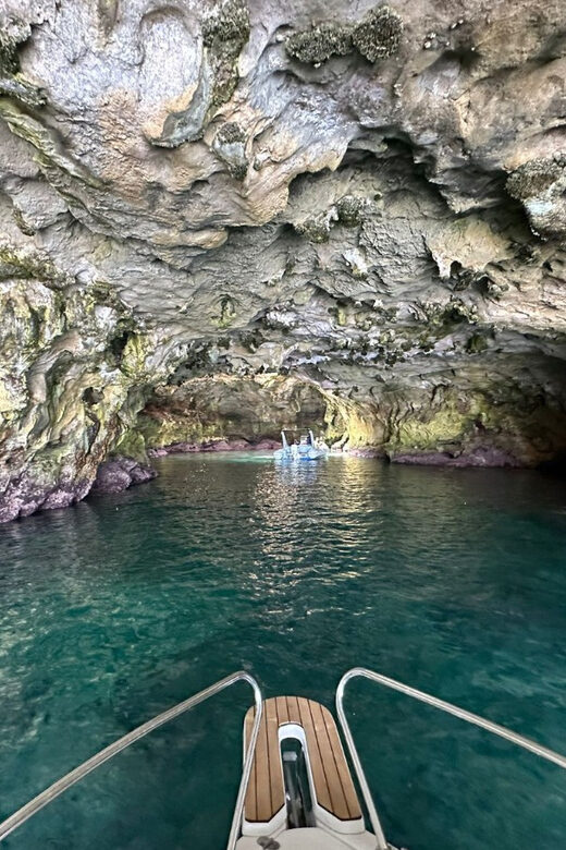 Polignano: Private boat tour to caves with swim and aperitif - Key Points