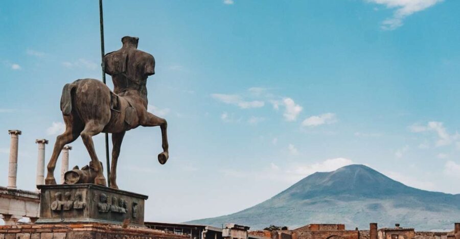 Pompei: Mount Vesuvius and Pompeii with Round-Trip Transfer - What You Can Expect from This Tour