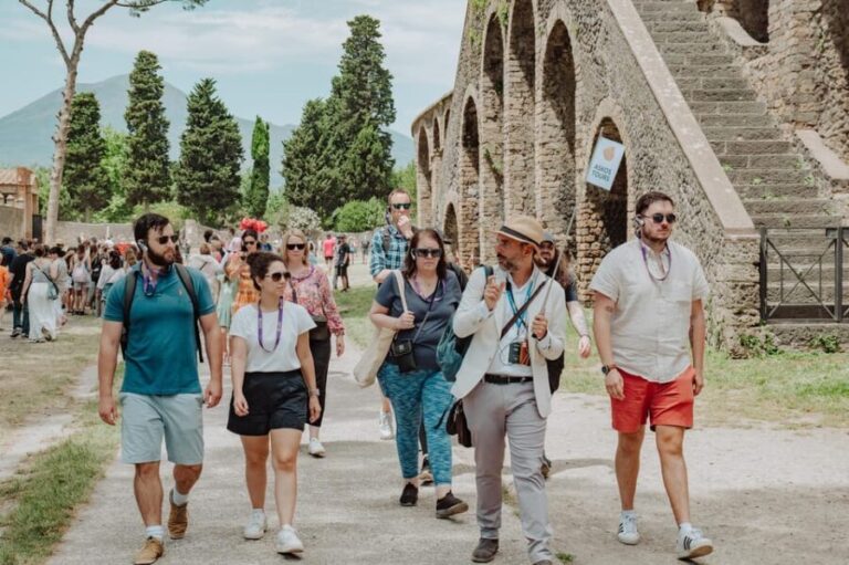 Pompeii and Amphitheatre group tour with an archaeologist - Why Choose This Pompeii Tour?