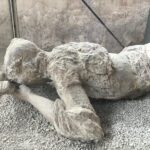 Pompeii and Herculaneum with archaeologist, small group of 10!!! - Traveling from Pompeii to Herculaneum: Why the Move Matters