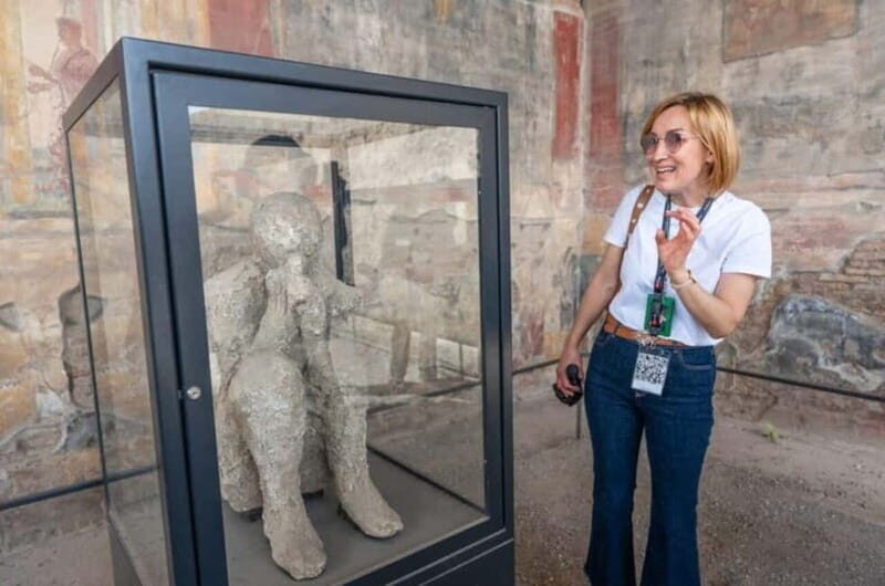 Pompeii: Half-Day Private Tour of Pompeii and Herculaneum - A Closer Look at What This Tour Offers