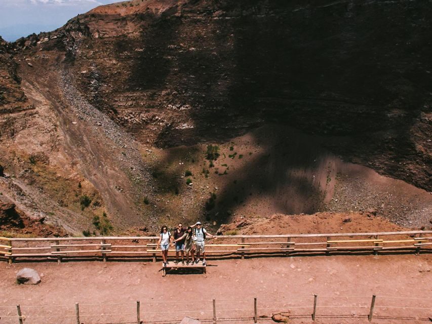 Pompeii: Mount Vesuvius Park Entry Ticket and Transfer - How the Itinerary Unfolds