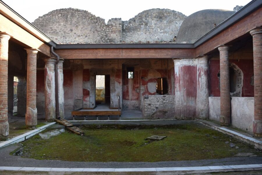 Pompeii Private Guided Tour with Lunch - The Ruins: A Snapshot of Pompeii’s Main Sights