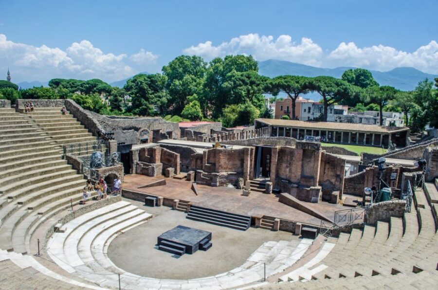 Pompeii: Small Group Guided Tour and Skip-the-Line Ticket - The Value of Guided Small-Group Tours