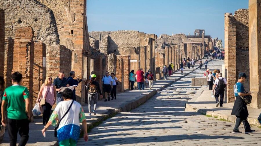 Pompeii, Sorrento and Amalfi Coast private tour - Itinerary Breakdown